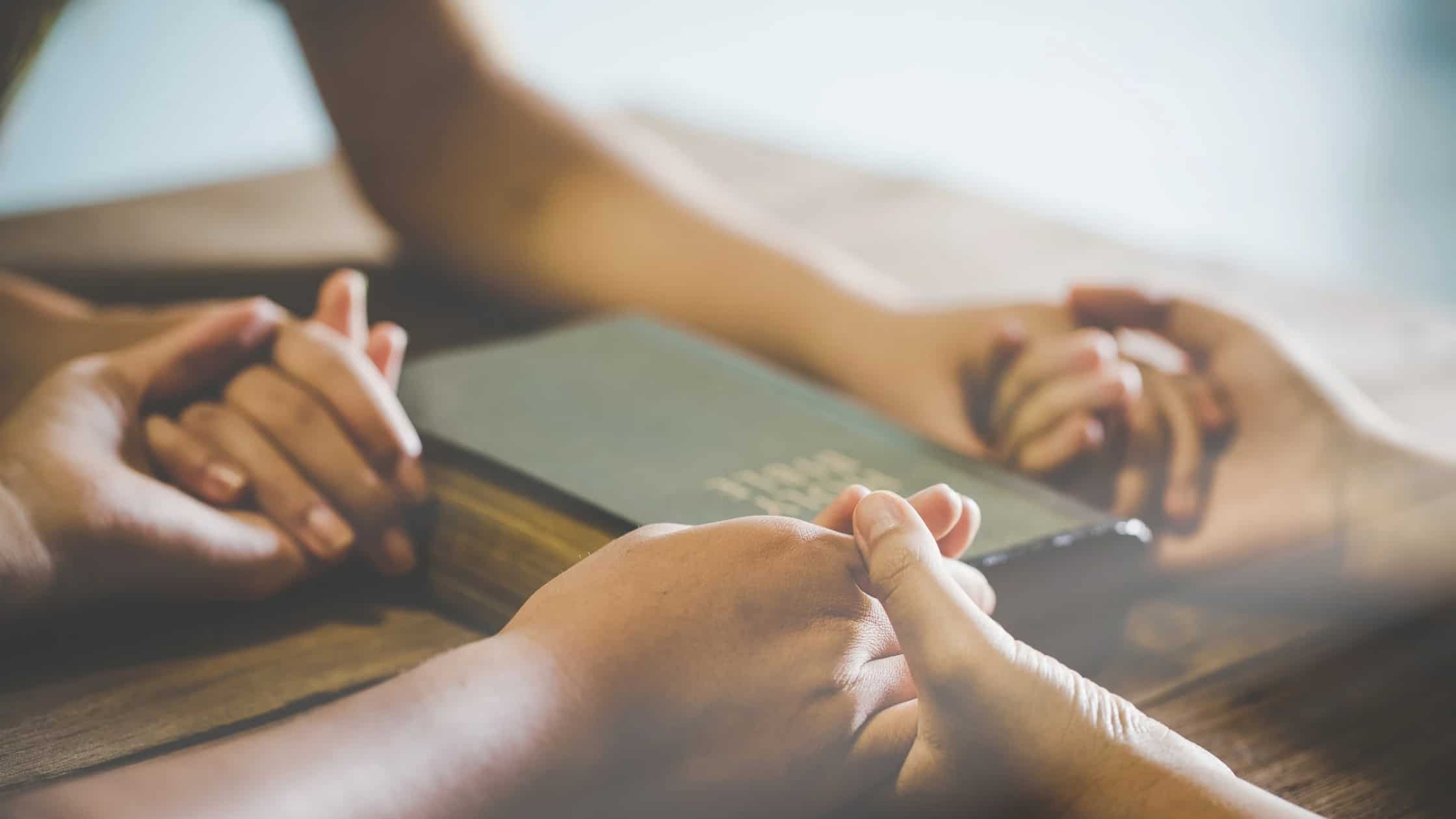 12 Closing Prayers For Bible Study and Small Groups