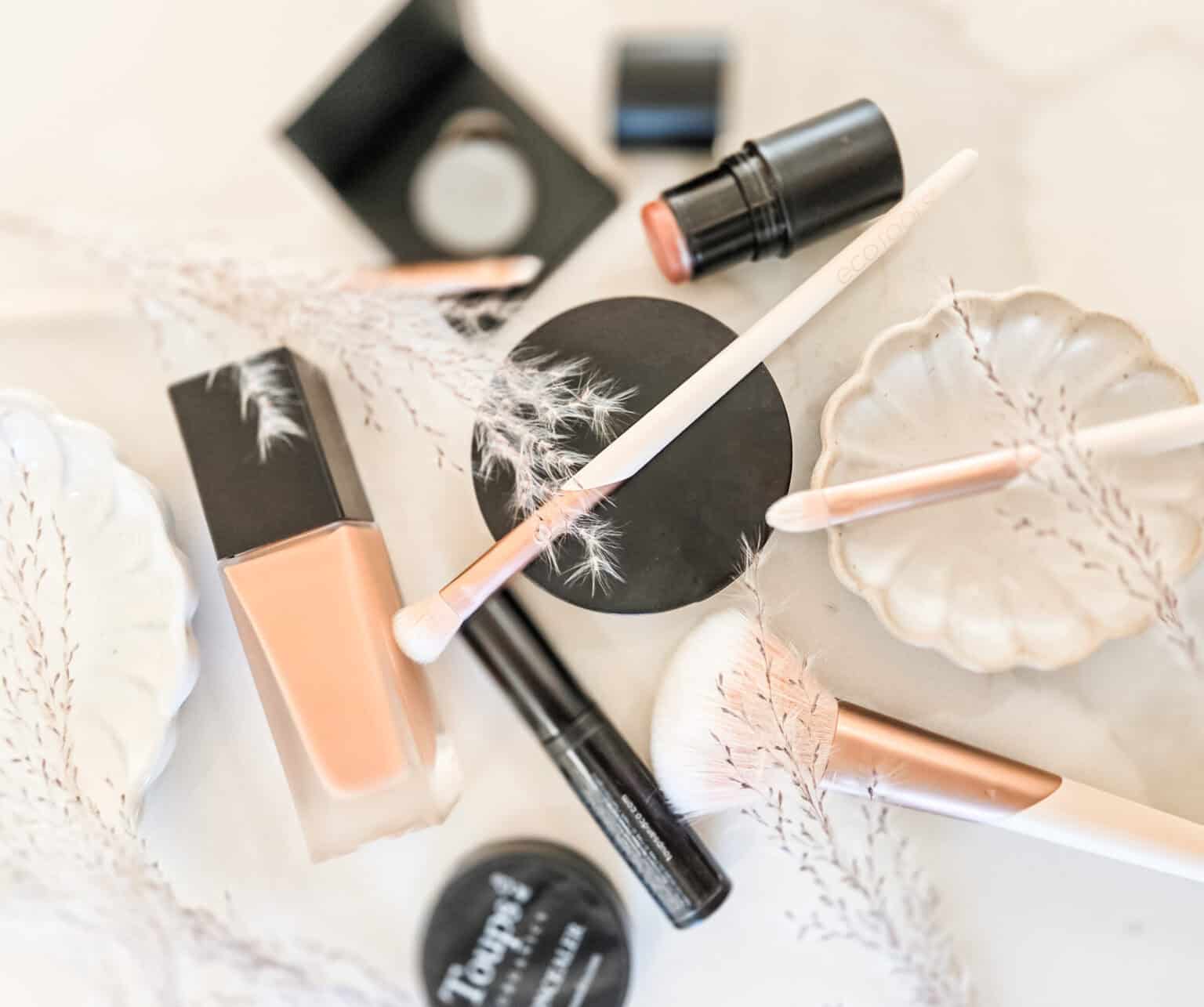 20 Bible Verses About Beauty: Embracing God’s Definition of True Beauty ...