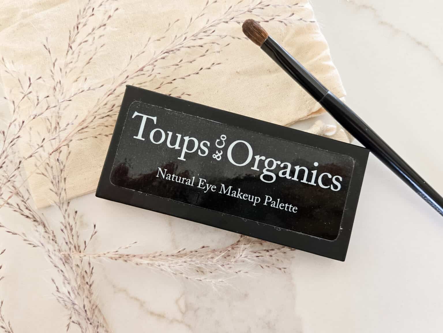 The Ultimate Clean Makeup Guide: Non-Toxic Swaps for Every Product in ...